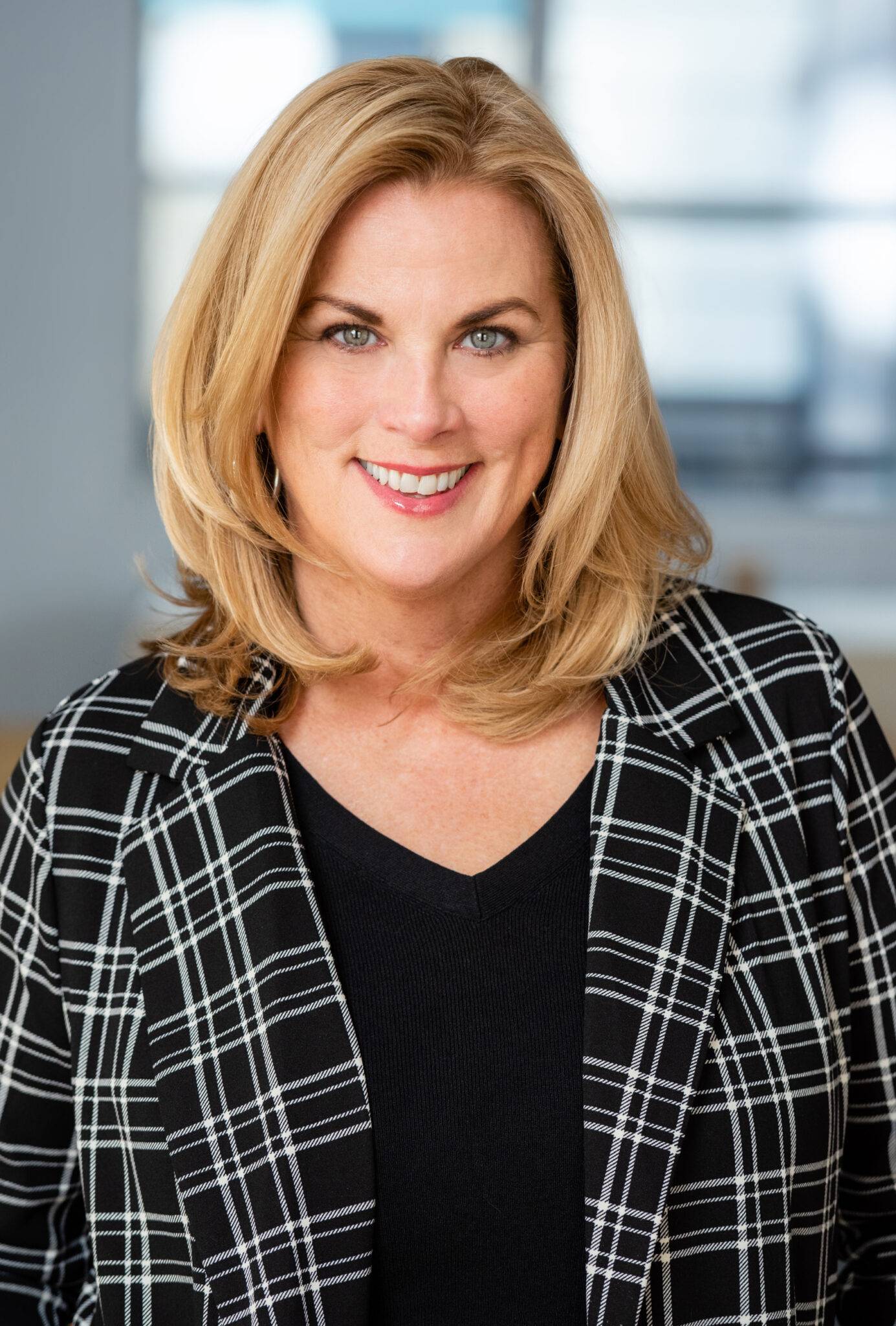 About Us - The Blume Group: Chicago Real Estate